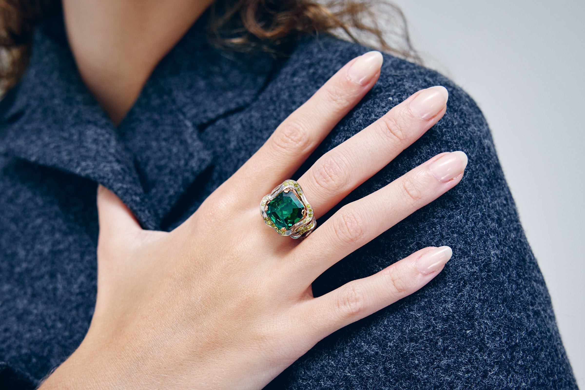 Contour Series – REZA